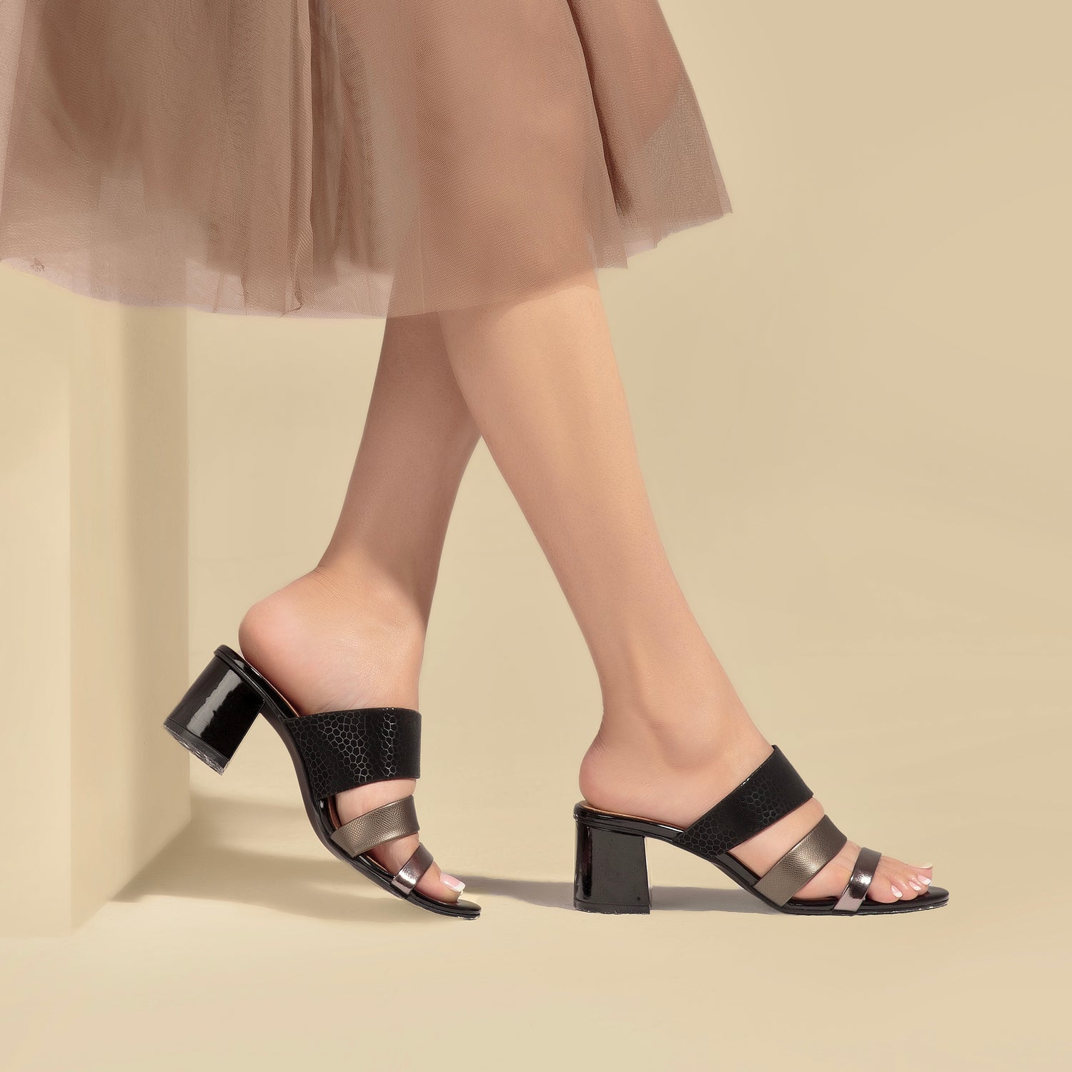 Katrina Croc Block Heel – Valencia Pakistan