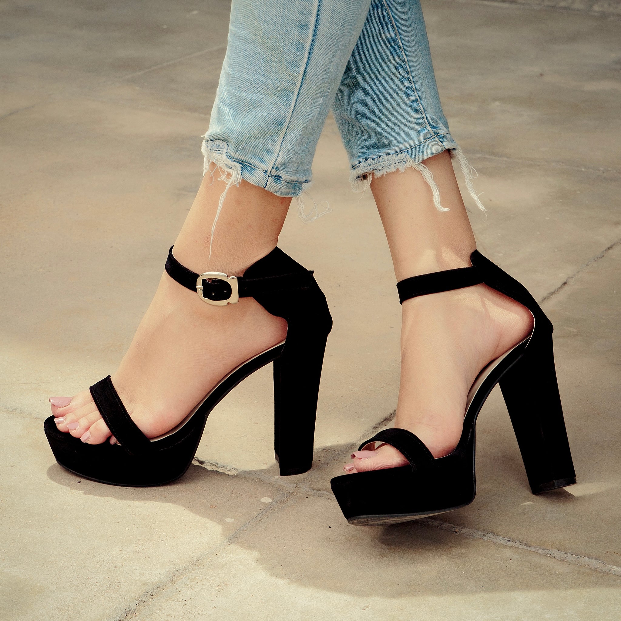 Dianna Platform High Heel – Valencia Pakistan